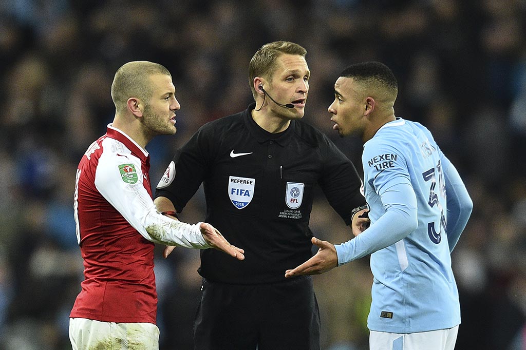 G. Jesus celebra retorno com título, mas diz: "Todo cuidado é pouco ...