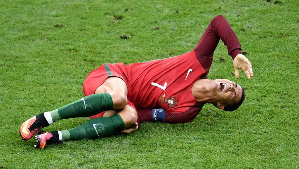 Confira Os Jogadores Que J Choraram Em Campo Ap s Erros Gazeta Esportiva Confira Os Jogadores Que J Choraram Em Campo Ap s Erros Gazeta Esportiva