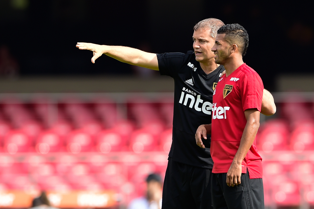 Rojas deixa boa impressão após 'estreia' no Morumbi: “Rápido e ...
