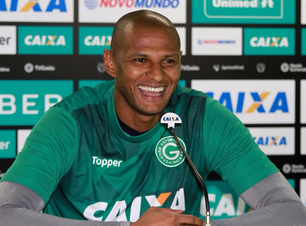 Tiago Cardoso é apresentado no Goiás e destaca experiência - Gazeta ...
