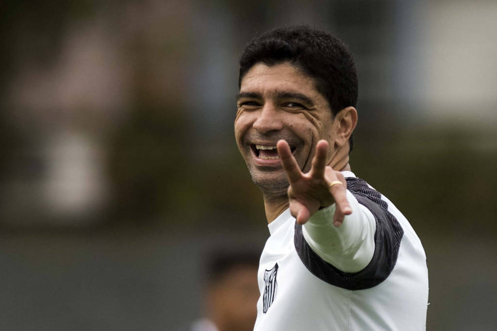 Renato pode ser solução caseira no Santos para substituir Ricardo Gomes ...