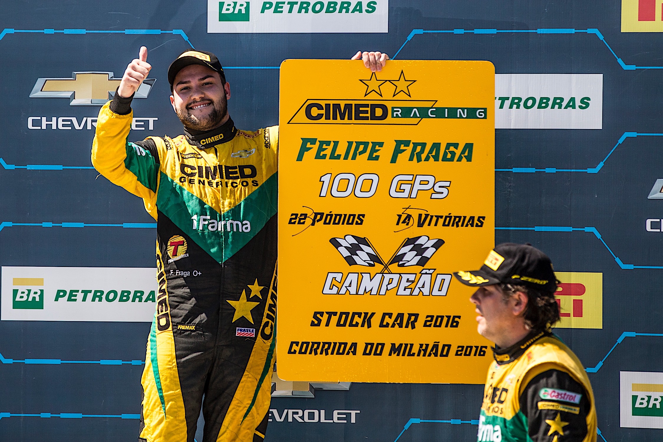 Felipe Fraga triunfa no Velo Città em sua centésima corrida na Stock ...