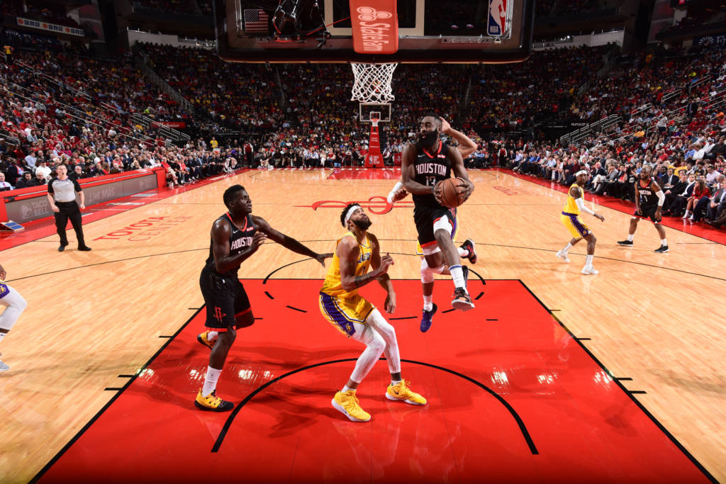Harden dá show, faz 50 pontos e Rockets vencem os Lakers - Gazeta Esportiva