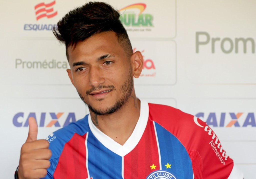 Rogério é apresentado no Bahia e quer ser campeão - Gazeta Esportiva