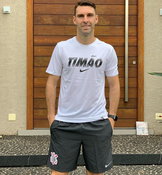 Boselli publica foto a caminho da concentração e dá pista sobre estreia ...
