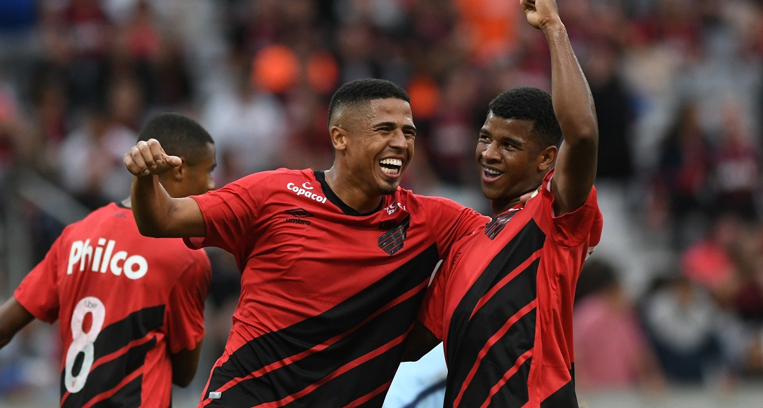 Bergson comemora nova atitude do time de aspirantes do Furacão - Gazeta ...