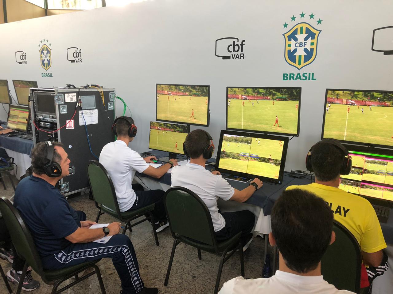 Análise da Fifa mostra números do VAR no Brasil: confira - Gazeta Esportiva