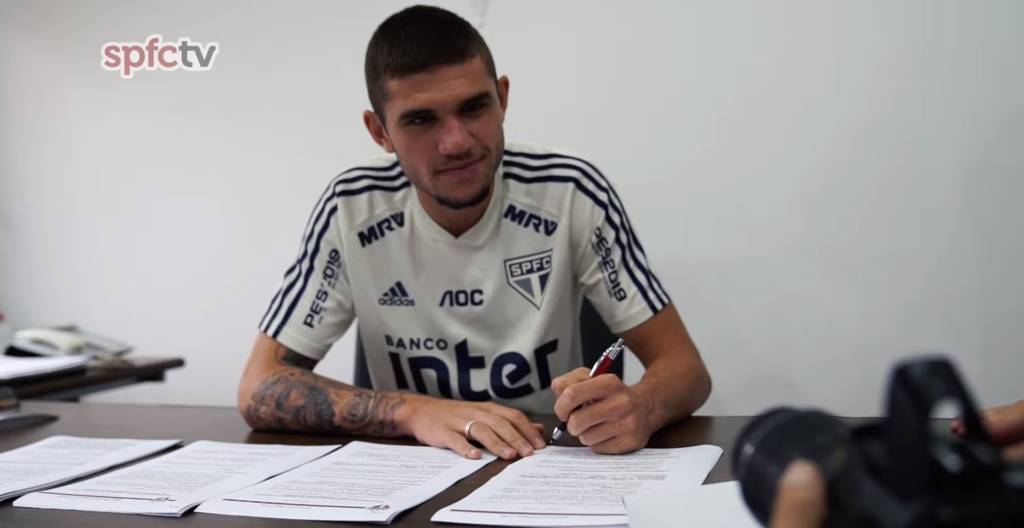 Morato renova com o São Paulo até junho de 2023 - Vídeos - Gazeta ...