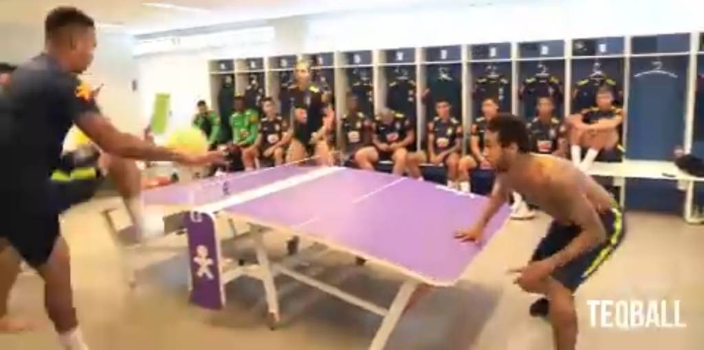 Veja Neymar e Gabriel Jesus jogando TecBall - Vídeos - Gazeta Esportiva.com
