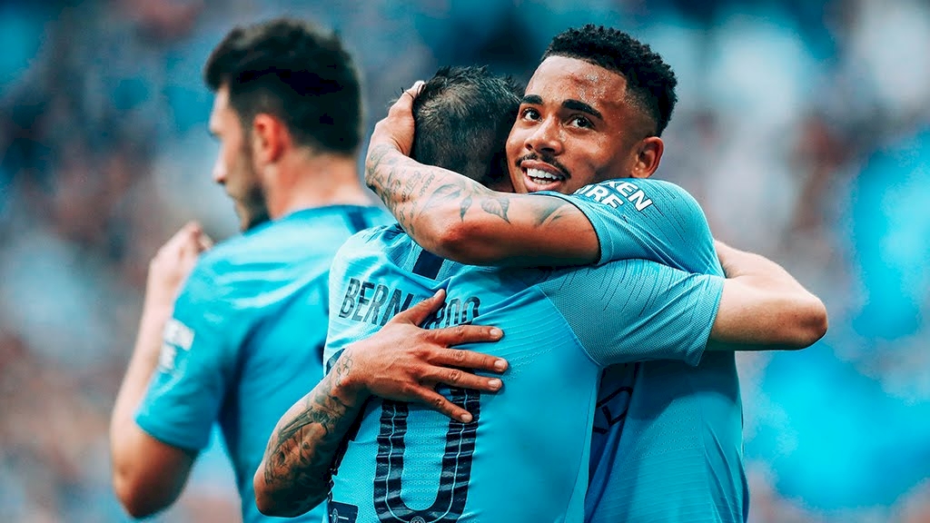 Gabriel Jesus deixa camisa 33 e é o novo 9 do Manchester City - Gazeta ...