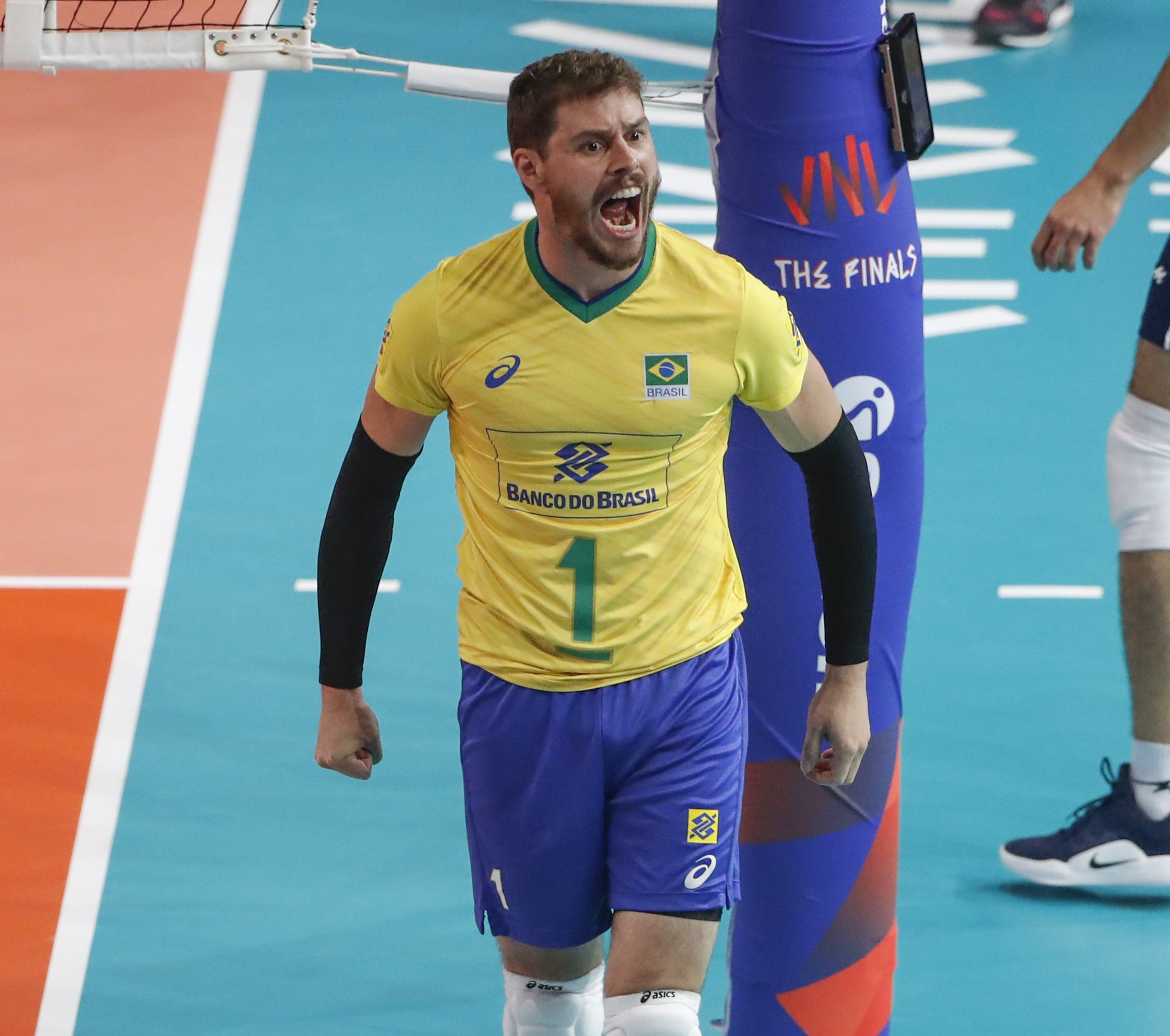 Bruninho lamenta espírito do Brasil e diz: "Precisamos nos reinventar ...