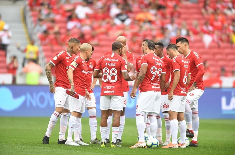 Internacional x Fluminense: confira as fotos do confronto pelo ...