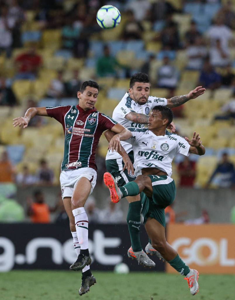 Confira nove fotos da estreia de Veron no time profissional - Gazeta ...