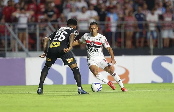 Contratado em definitivo, Igor Vinícius foi destaque em clássicos em ...