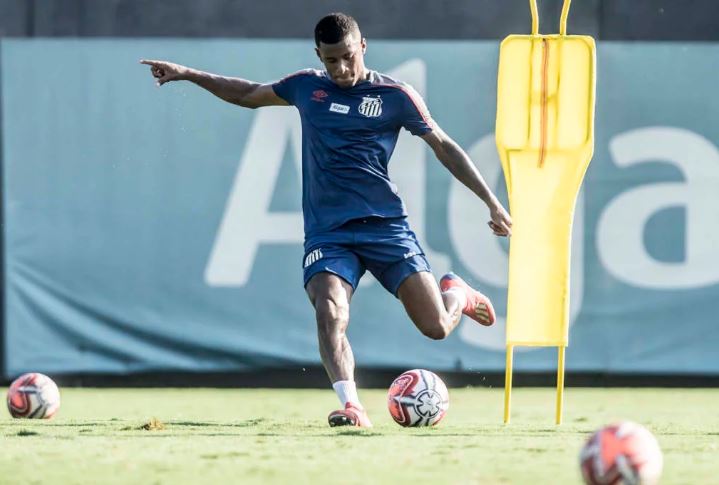 Arthur Gomes retorna ao Santos com sonho de fazer história - Gazeta ...
