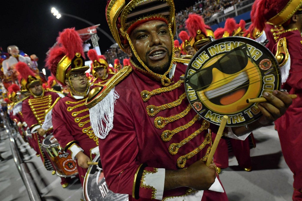 Veja as fotos do desfile da Dragões da Real no Carnaval de São Paulo ...