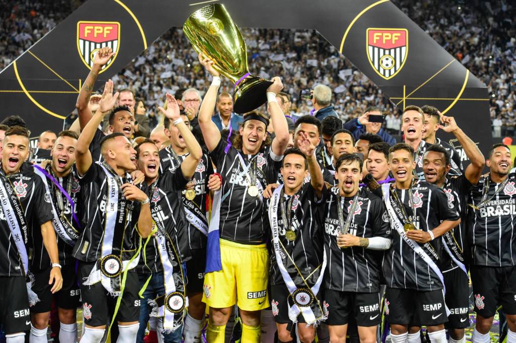 Há três anos, Corinthians conquistava o Paulista e vencia seu primeiro ...