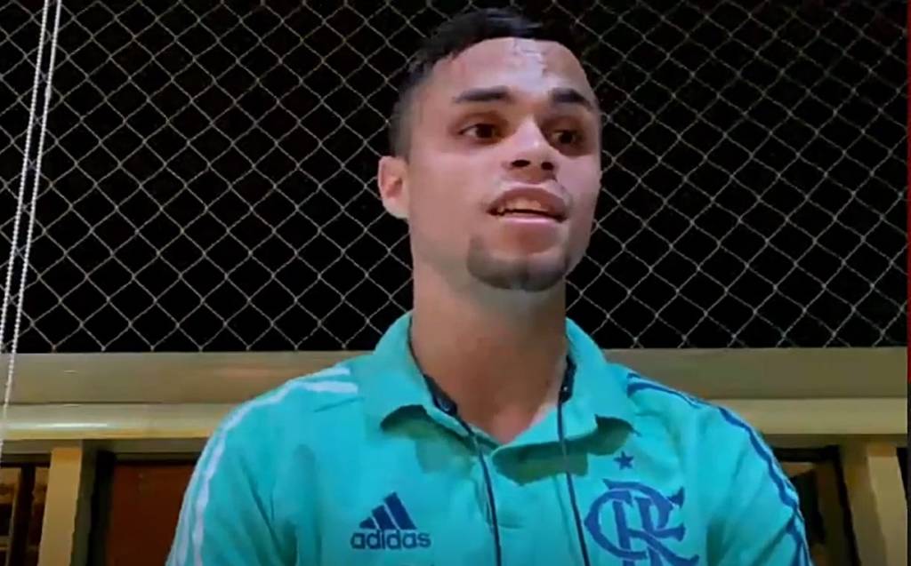 Michael fala sobre relação com Gabigol e elenco do Flamengo - Vídeos ...