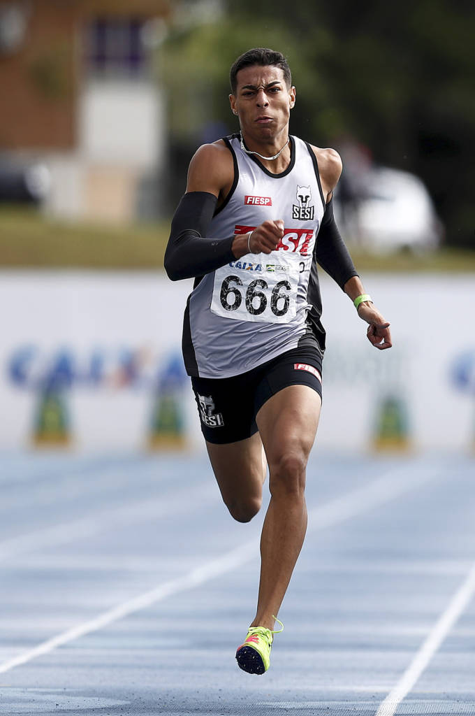Lucas Vilar muda foco e volta a treinar - Gazeta Esportiva