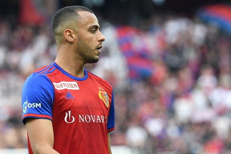 “Em choque” por primeira convocação, Arthur Cabral já pensa em música ...