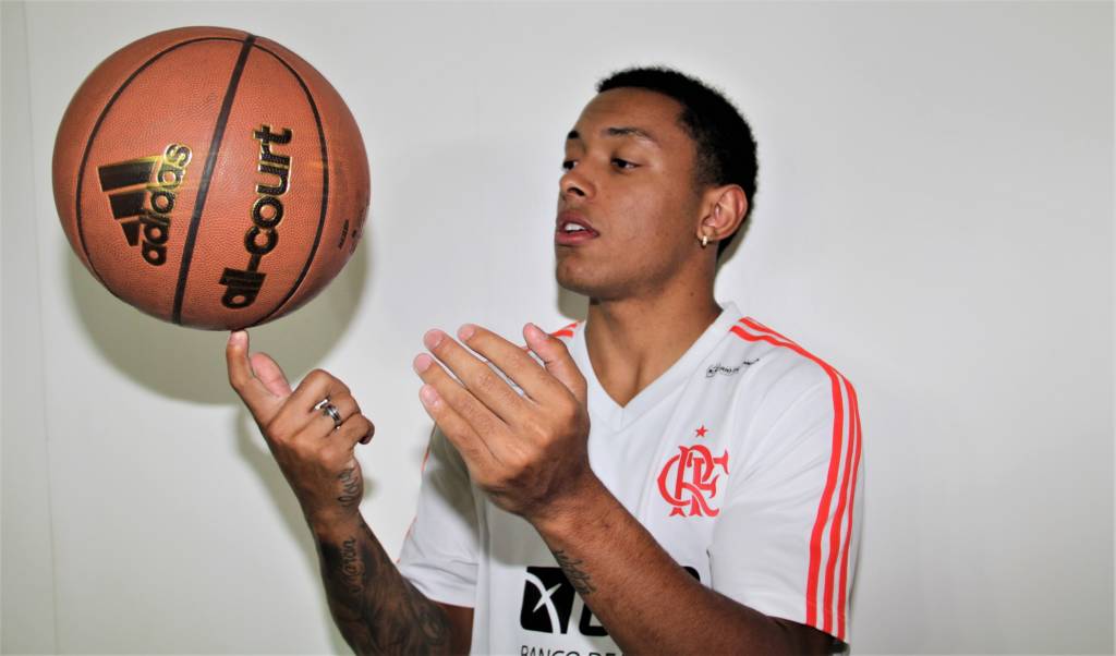 Yago Mateus é anunciado como reforço no basquete do Flamengo - Gazeta ...