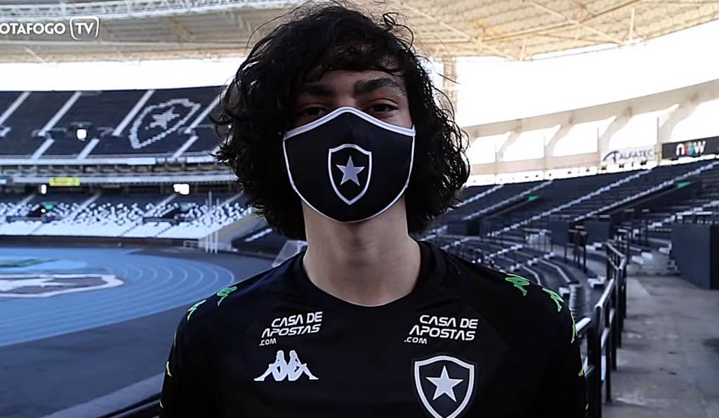 Matheus Nascimento comenta início de trabalho no profissional do ...