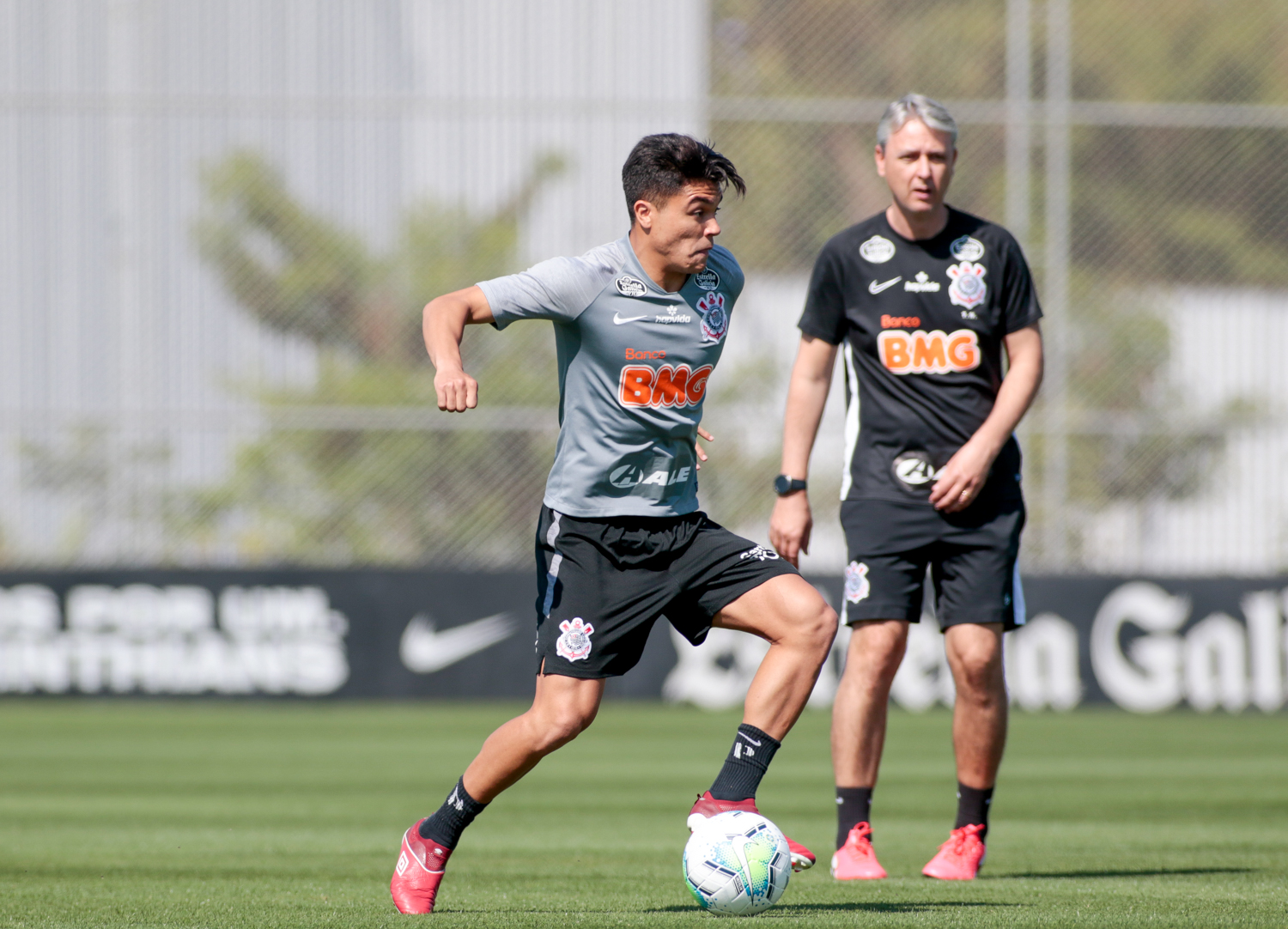 Veja como foi o treino do Timão nesta segunda-feira, 10 de agosto ...