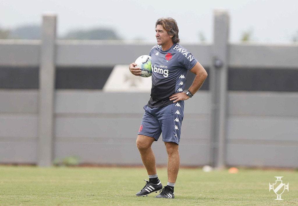 Sá pinto é mais uma baixa por covid-19 no Vasco - Gazeta Esportiva