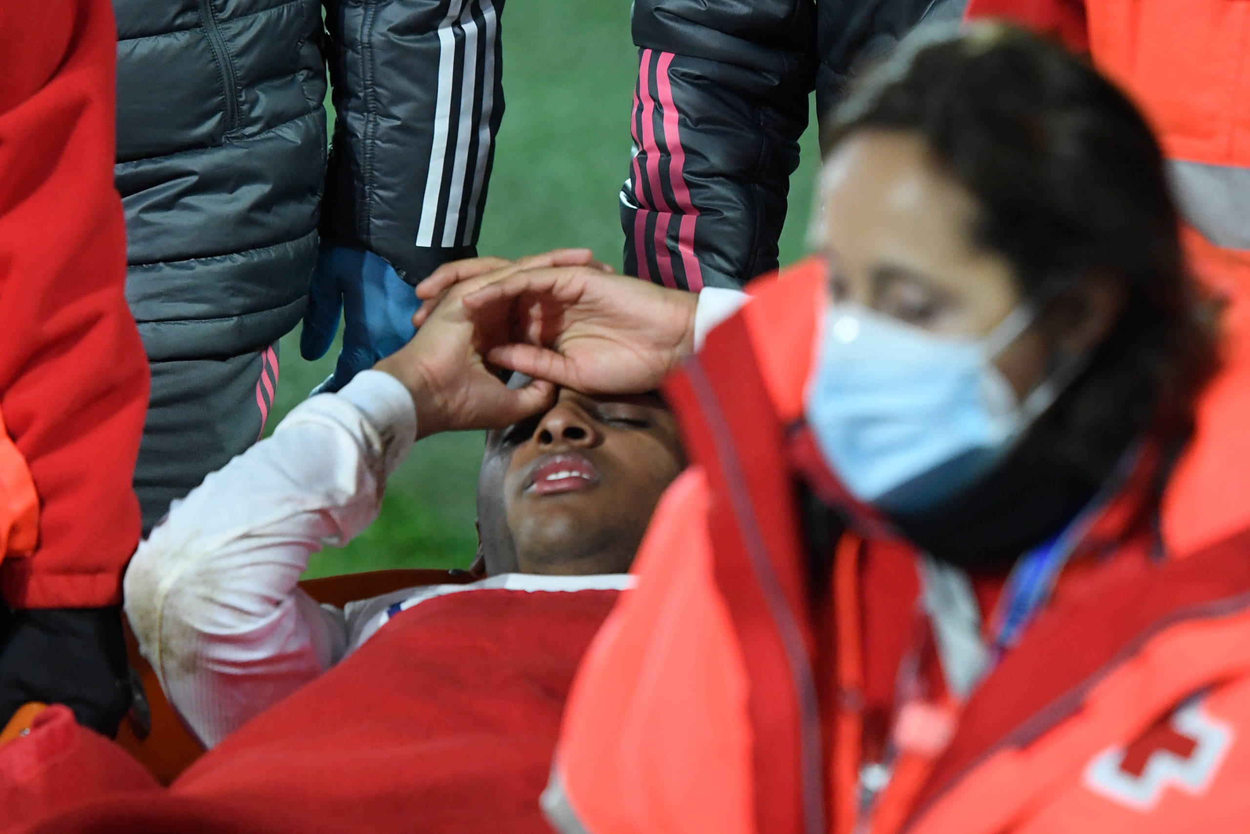 Rodrygo é diagnosticado com lesão muscular na coxa e deve desfalcar ...