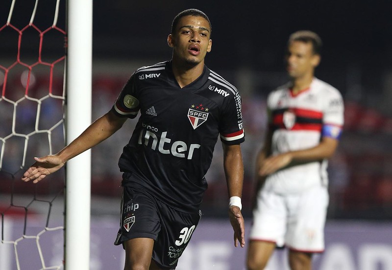 Brenner tenta repetir feito do primeiro turno e voltar a brilhar contra ...