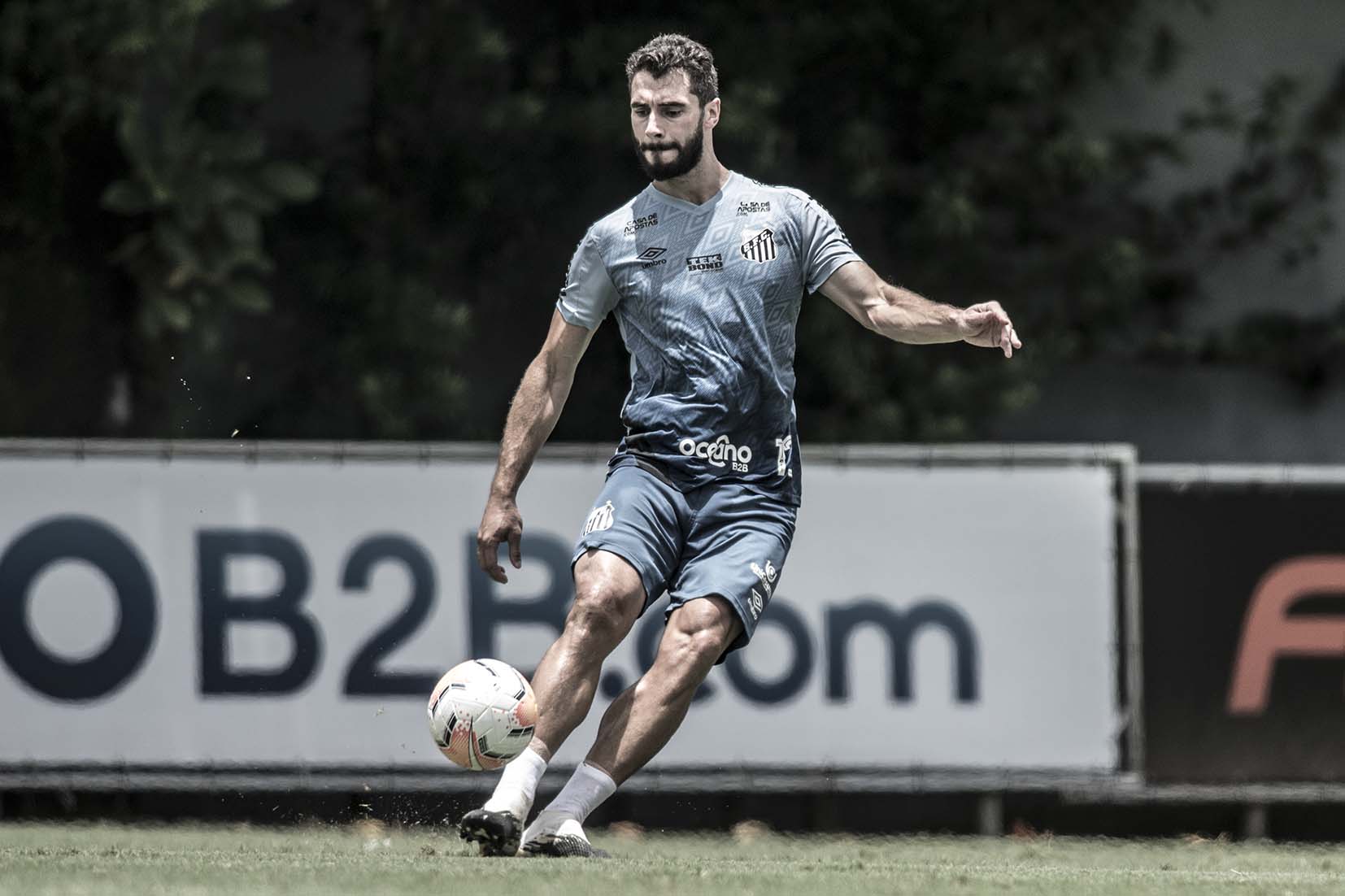 Laércio celebra chances no Santos, mas diz que ainda está em processo ...