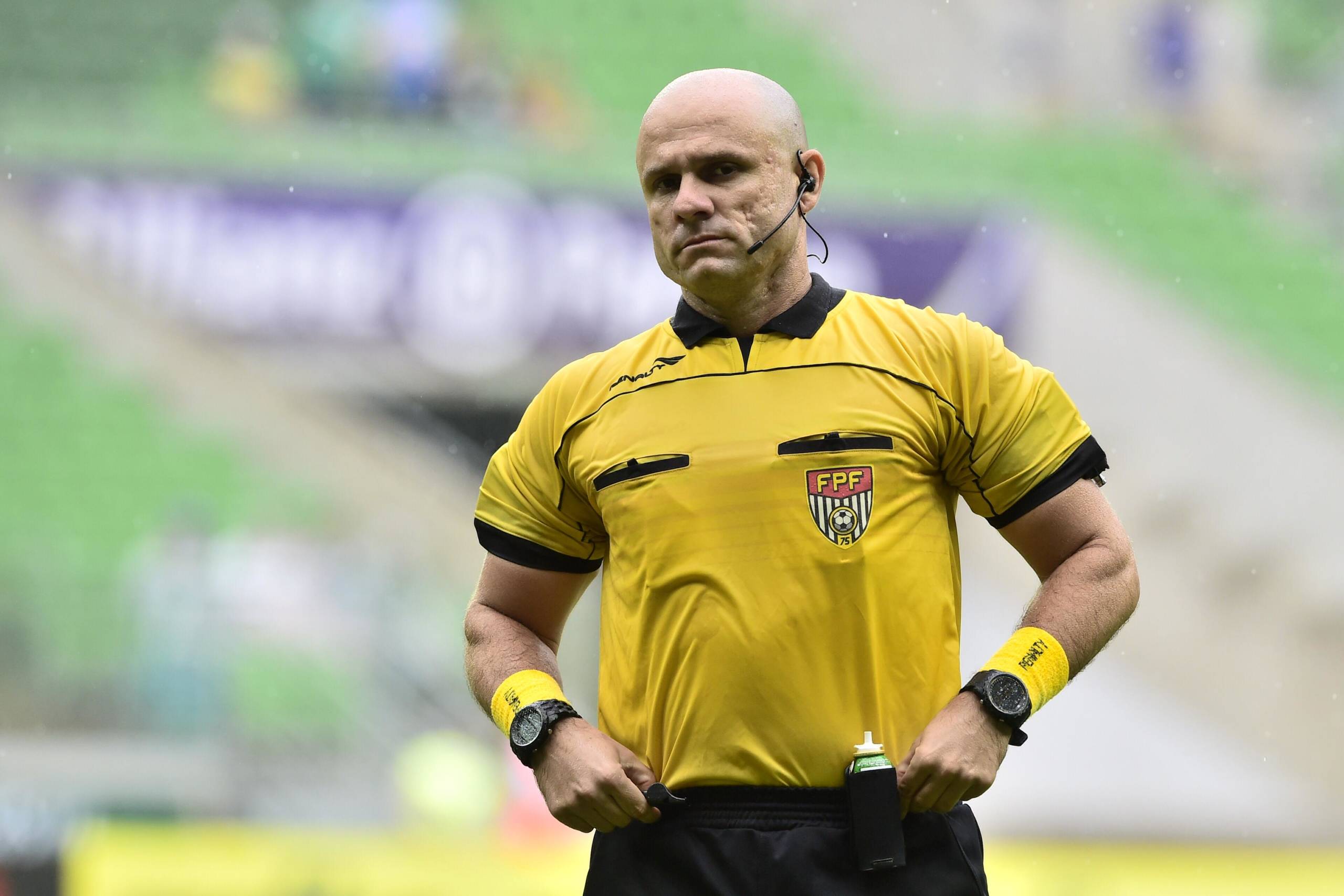 Árbitro vai estrear em jogo do Corinthians nesse Brasileirão, mas já ...