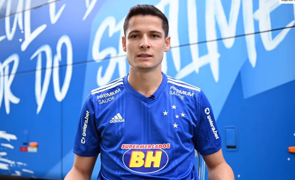 Contratado por empréstimo, Matheus Barbosa conta um pouco de sua ...