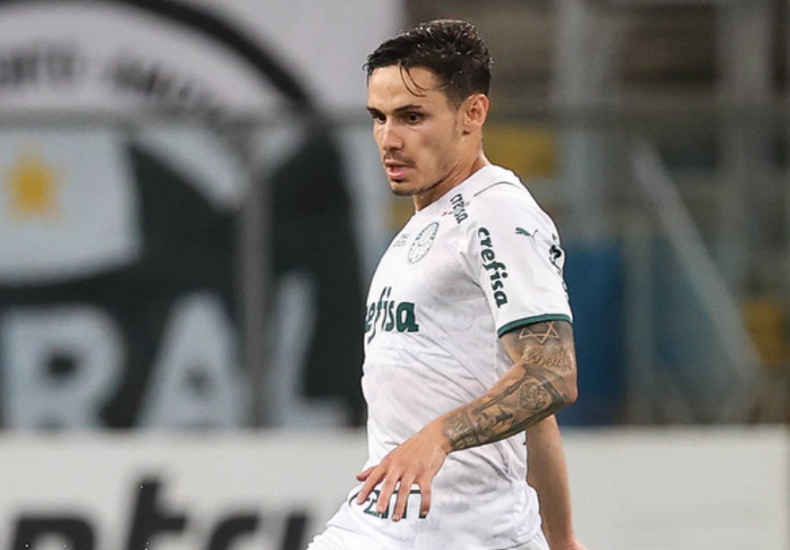 Raphael Veiga se destaca na criação de jogadas do Palmeiras contra o ...