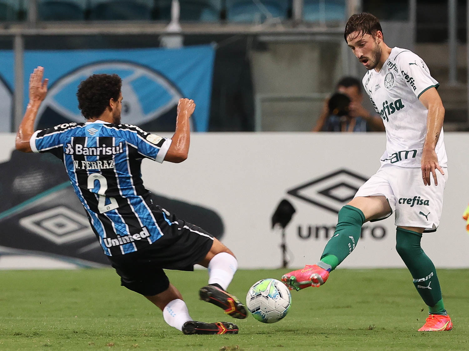 Matías Viña é pré-convocado para Eliminatórias; confira lista completa ...