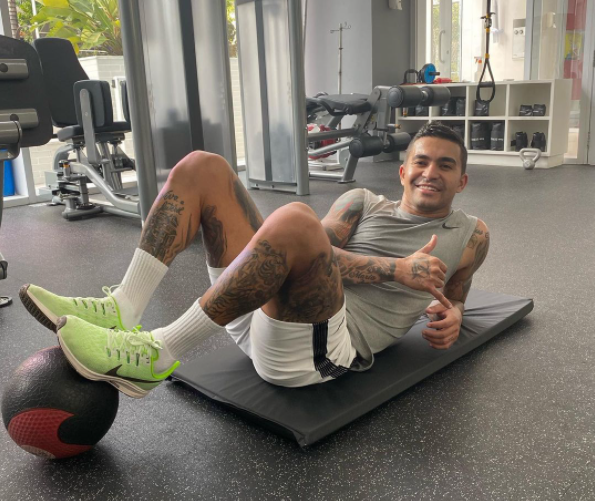 À espera do retorno, Dudu registra treino com preparador físico do ...