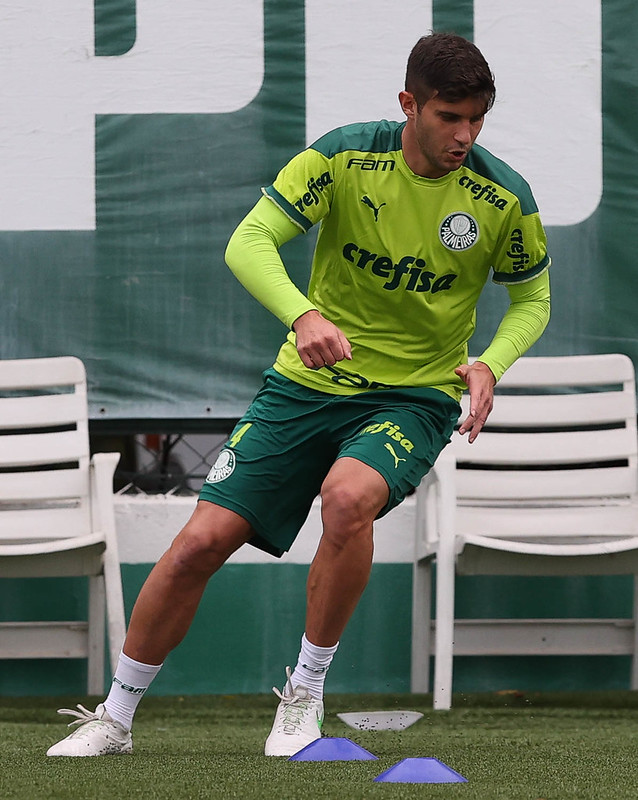 Confira imagens dos treinamentos do Palmeiras nesta terça-feira ...