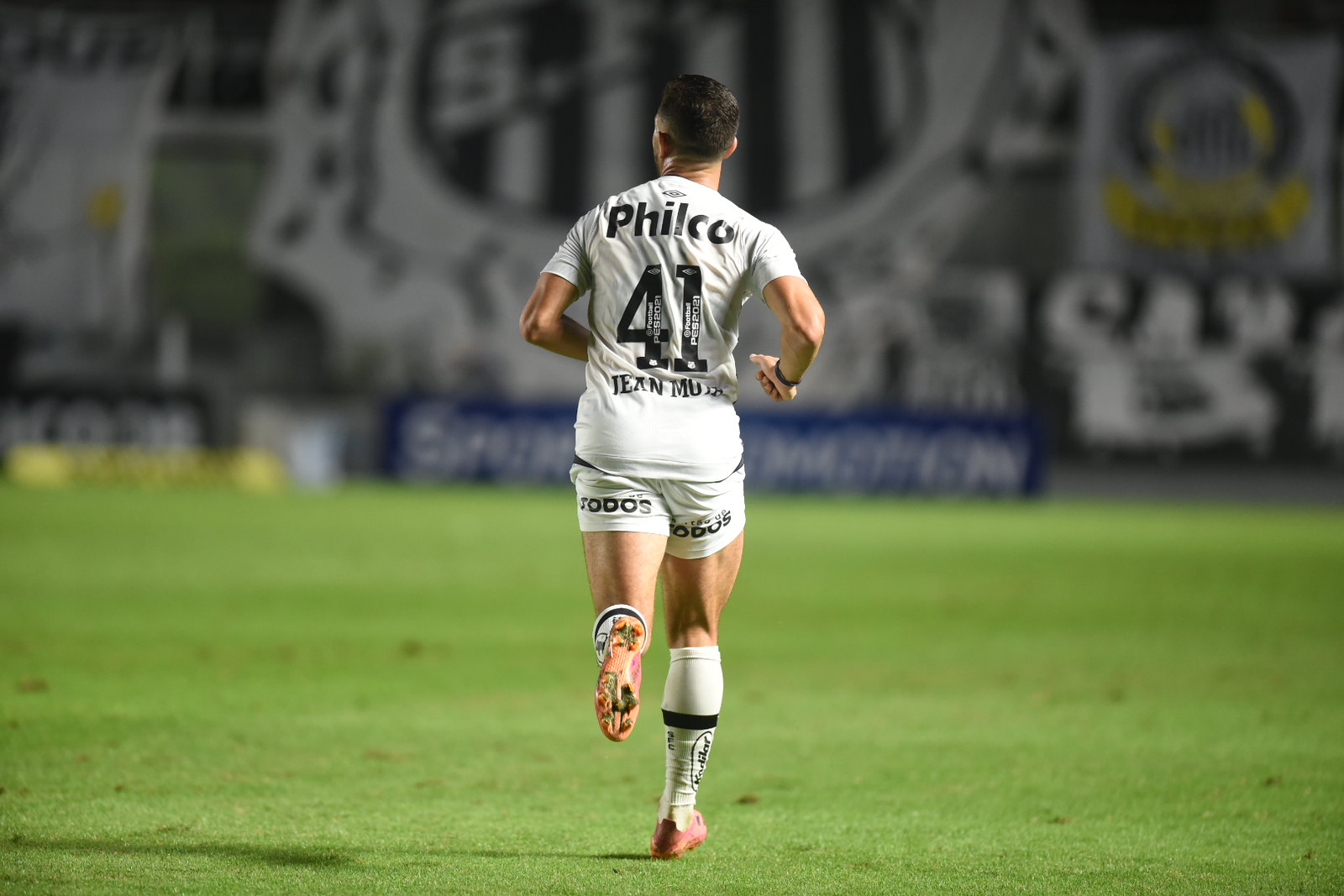 Suspenso, Jean Mota interrompe longa sequência no Santos - Gazeta Esportiva