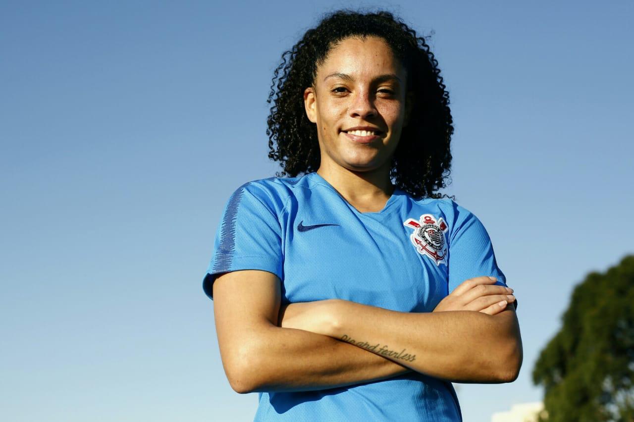 Lateral Yasmim renova contrato com Corinthians até final de 2022 ...