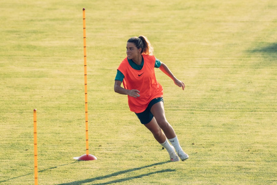 Tamires projeta duelo da Seleção Feminina contra a Holanda: "Bom teste ...