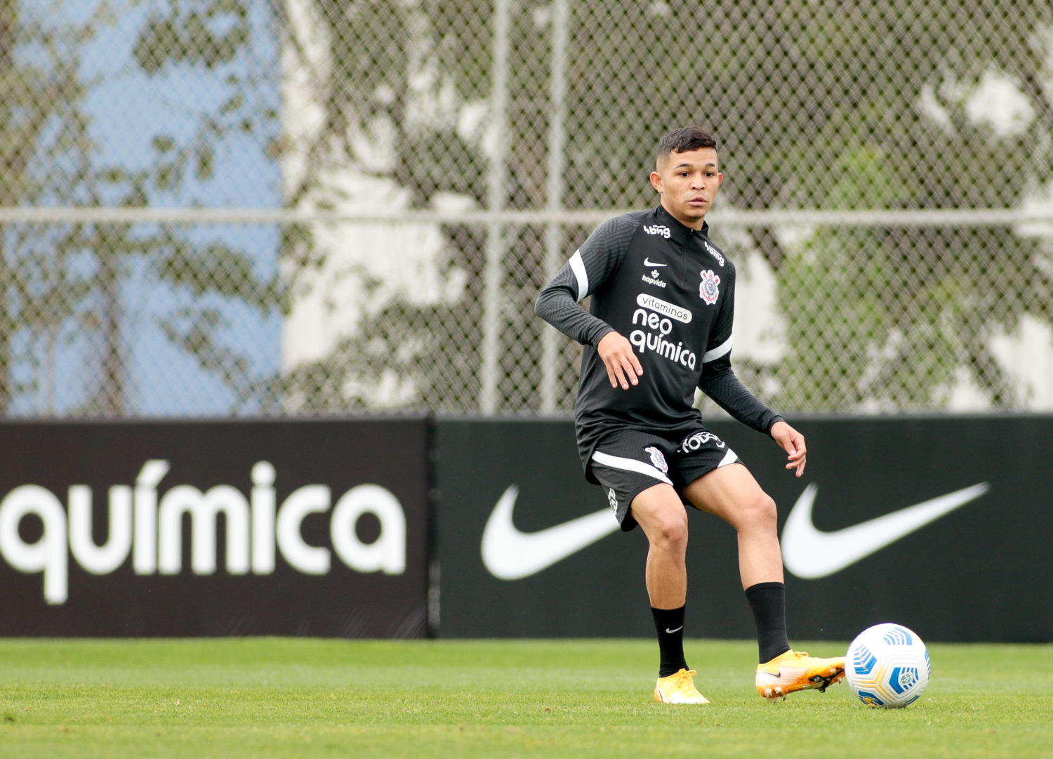 Titular do Corinthians, Adson ganha quatro quilos em seis meses: "A ...