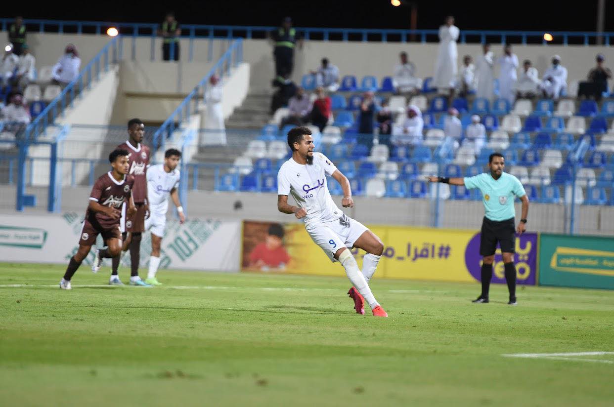 Taylon comemora início de temporada na Arábia Saudita e projeta ...