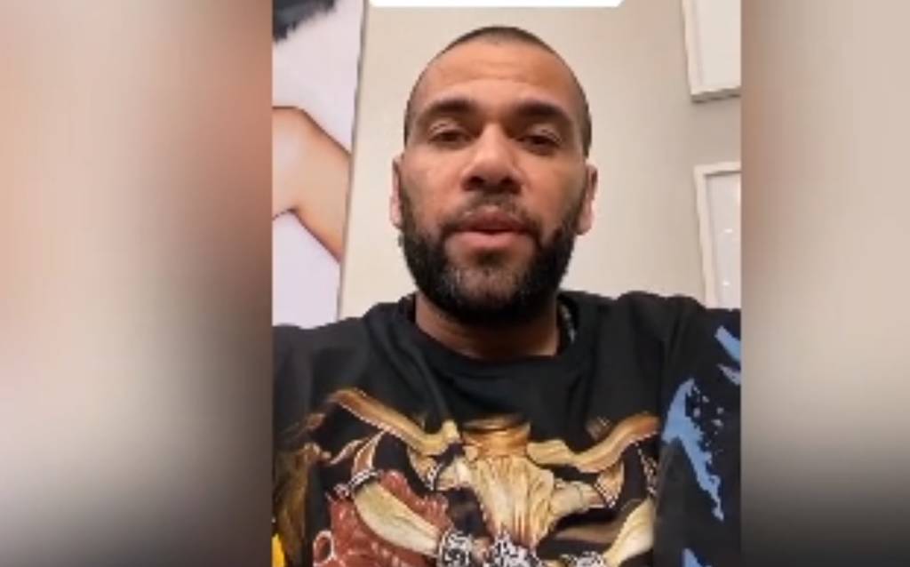 Daniel Alves comenta que não jogaria em nenhum rival do São Paulo ...