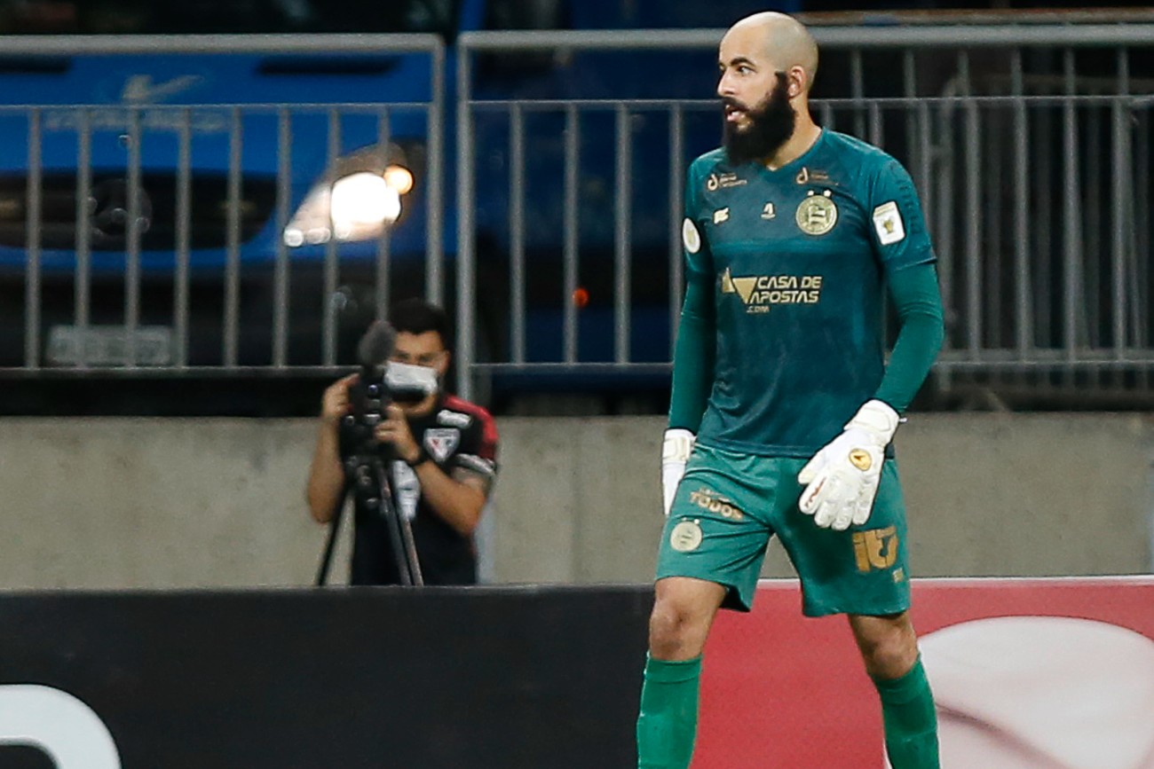 Danilo Fernandes se destaca no gol em meio à boa fase do Bahia: confira ...
