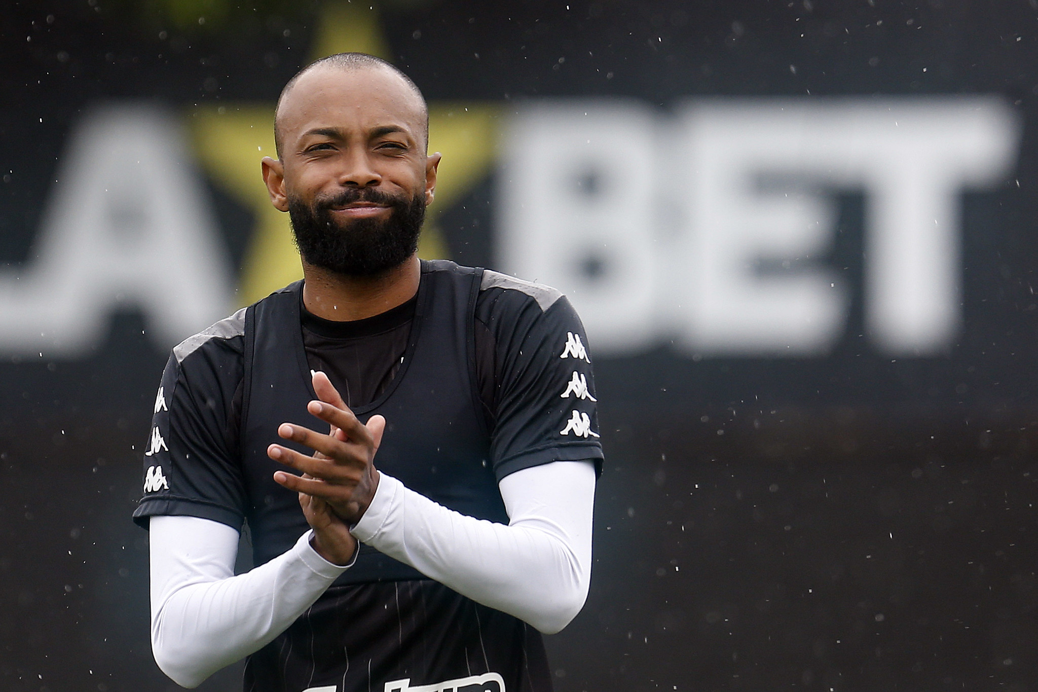 Chay dá mais um passo no processo de recuperação no Botafogo - Gazeta ...