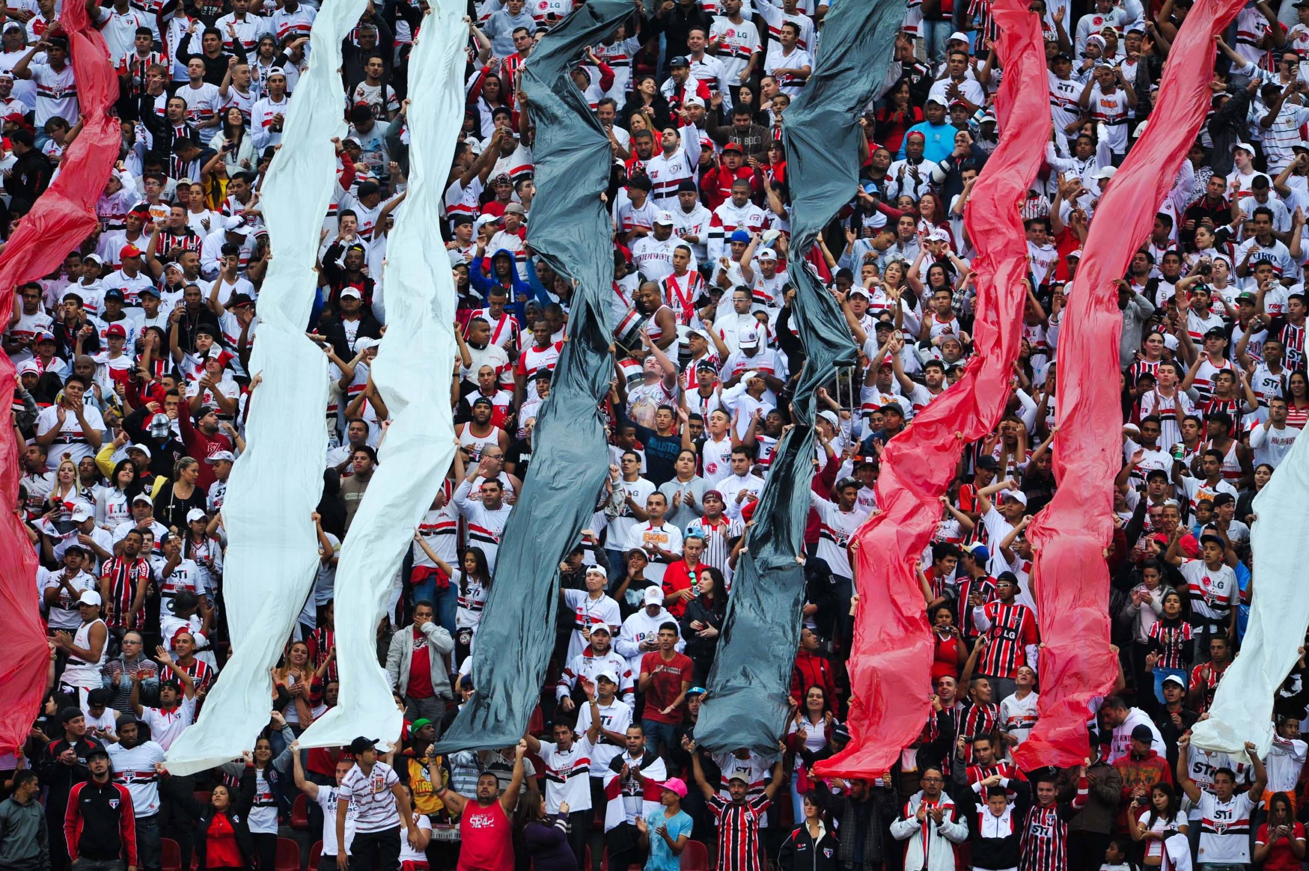 Torcida organizada do São Paulo revela pergunta feita a atletas no CT ...