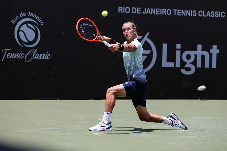 Três brasileiros estreiam vencendo no Rio de Janeiro Tennis Classic ...