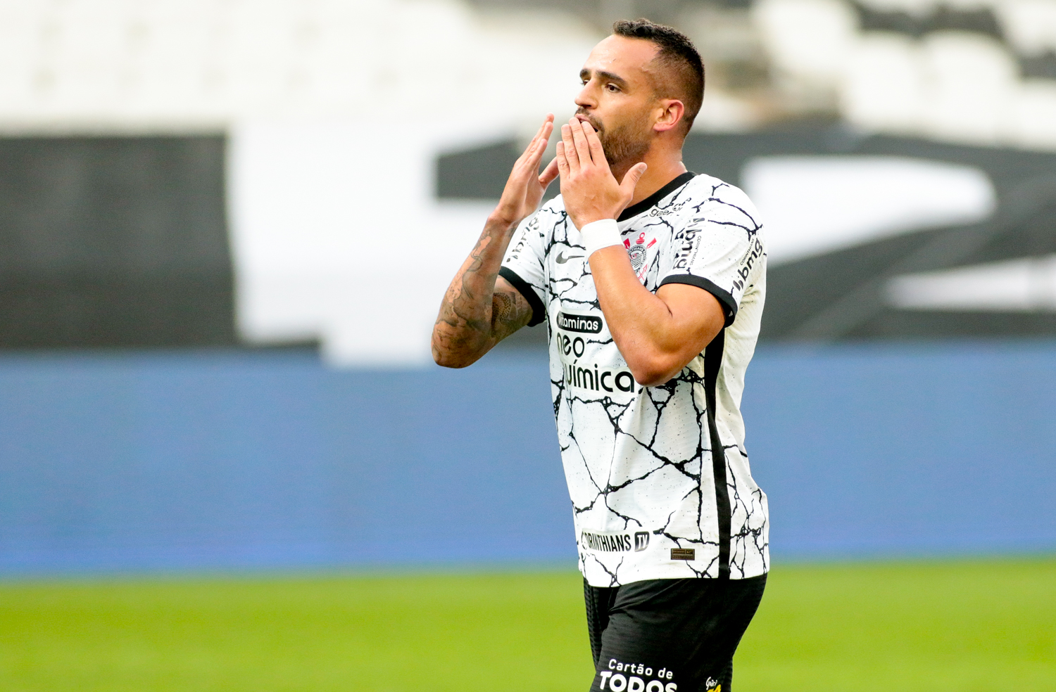 Confira 5 grandes momentos de Renato Augusto na temporada - Gazeta ...