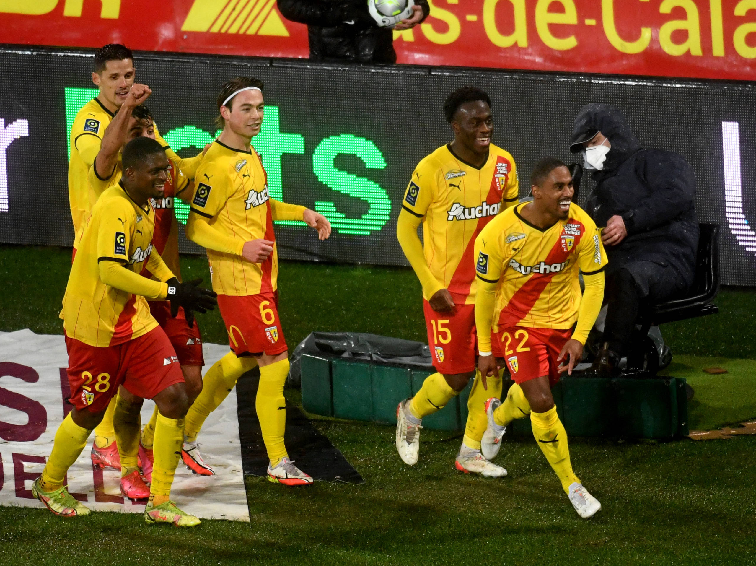 Confira as fotos de Lens e Rennes pelo campeonato francês - Gazeta ...