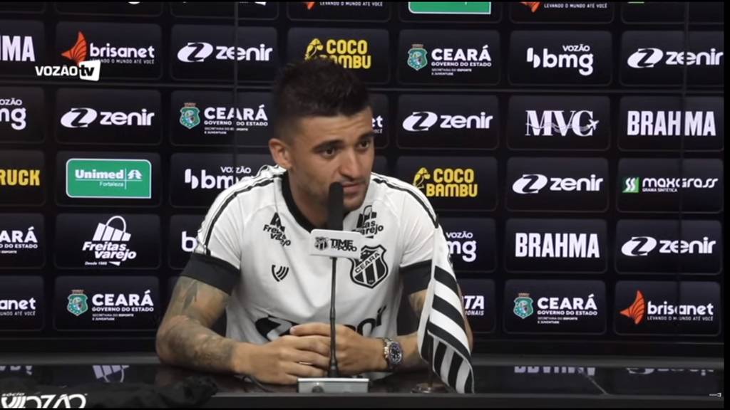 Lateral Victor Luís fala sobre seu momento com a camisa do Ceará ...